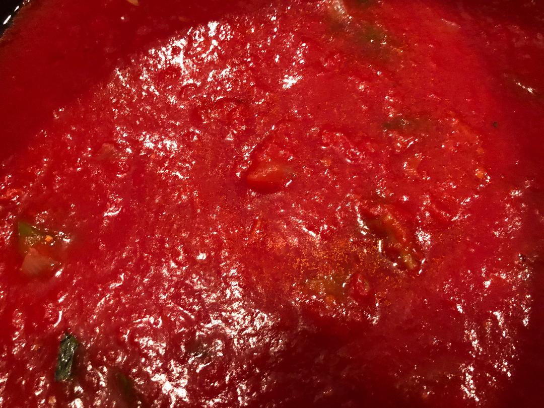 Tomato Sauce - Gina Pacelli : Gina Pacelli